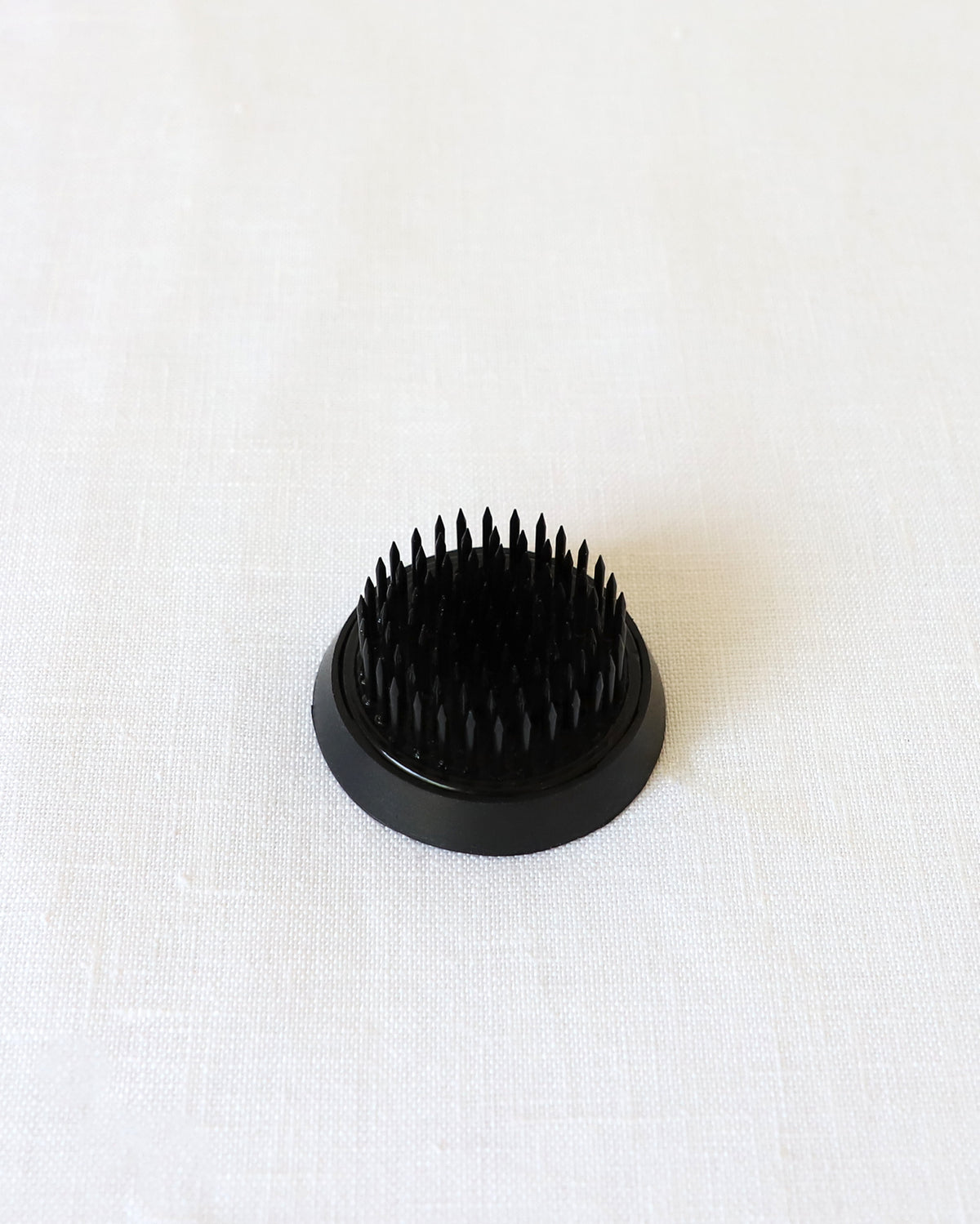 "Kenzan" Ikebana Flower Frog - Black Mini 2"D – Ichi Ling